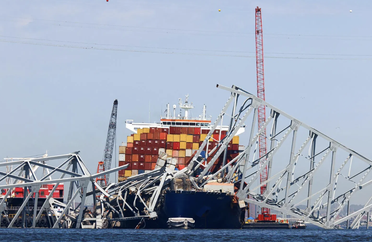 El puente de Baltimore abre un tercer canal temporal para buques