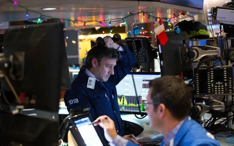 Dow Jones, S&P 500 y el Nasdaq volvieron a cerrar en rojo, presionados por nuevas caídas de ...