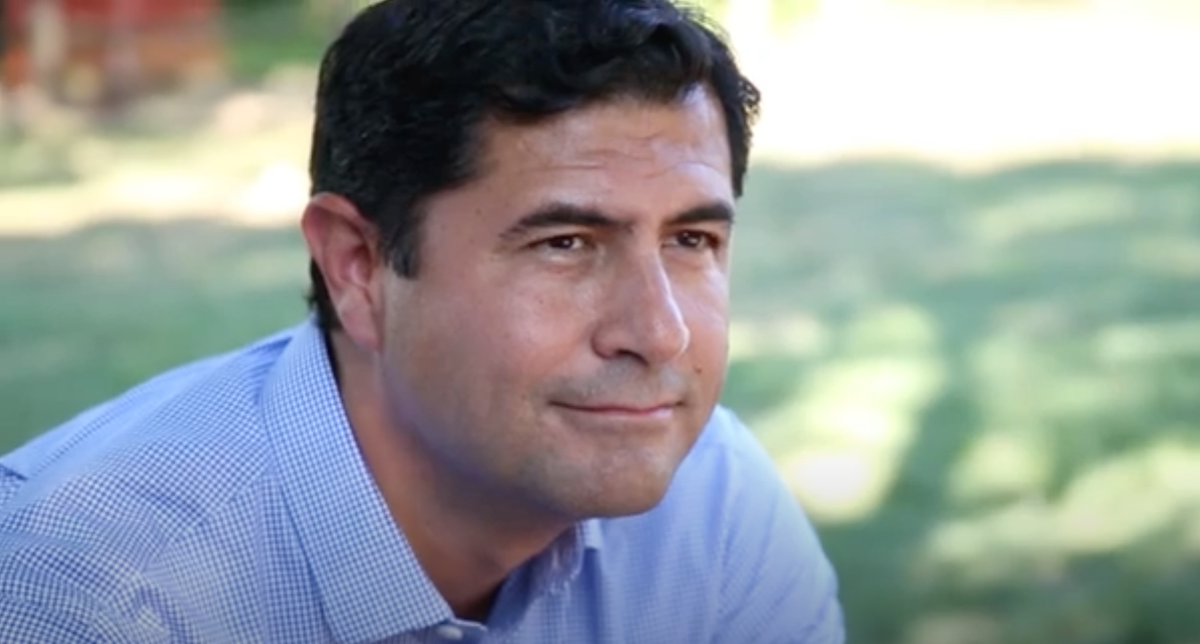 Gabe Albornoz, un latino nacido en Estados Unidos que vive para servir ...